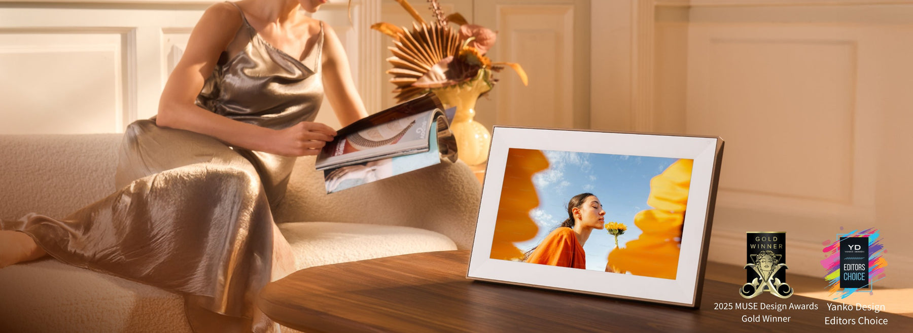 Pexar Starlight 15.6" – Large Gallery Lighting Digital Picture Frame